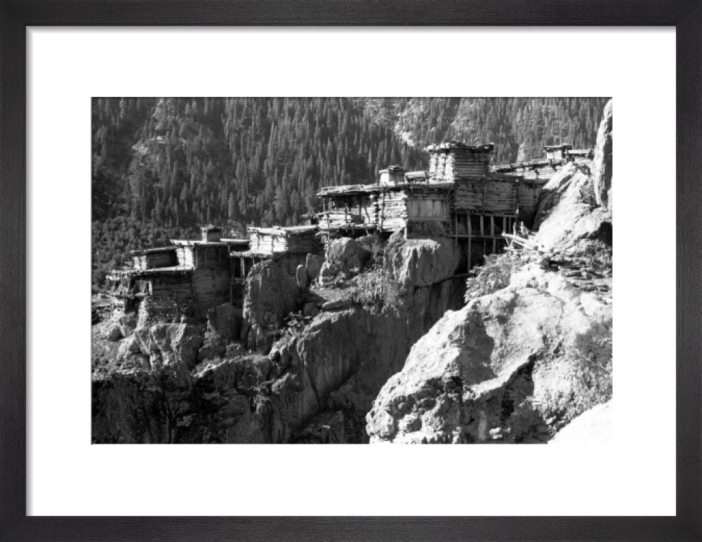 Houses at Pashki – Pitt Rivers Museum Prints